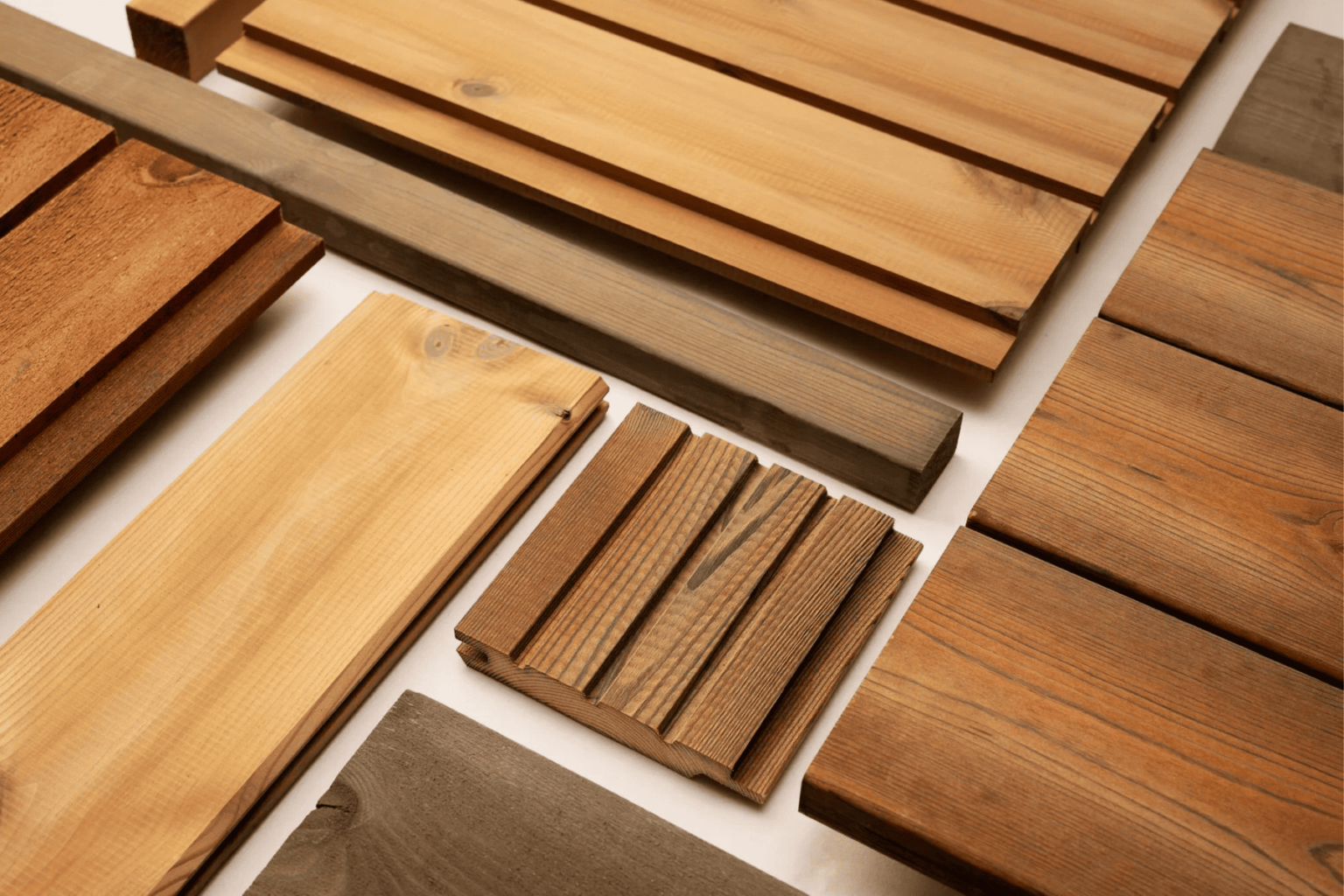 Värmebehandlat trä - Värmebehandlad panel | ThermoWood